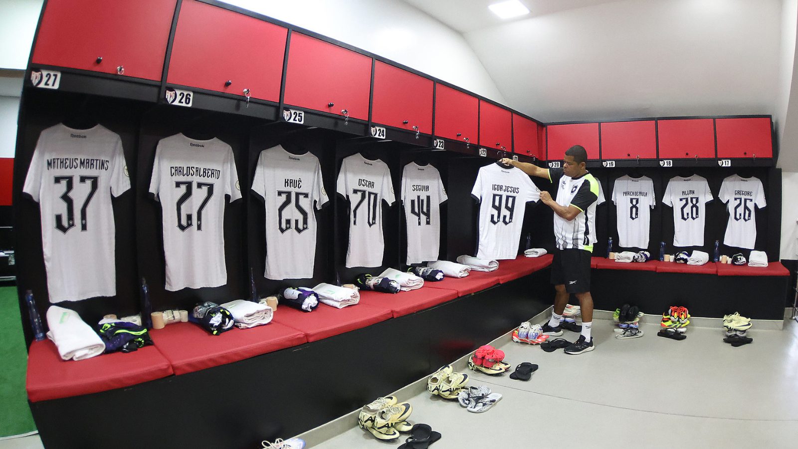 Atlético-GO x Botafogo: Escalação e transmissão - 21ª rodada