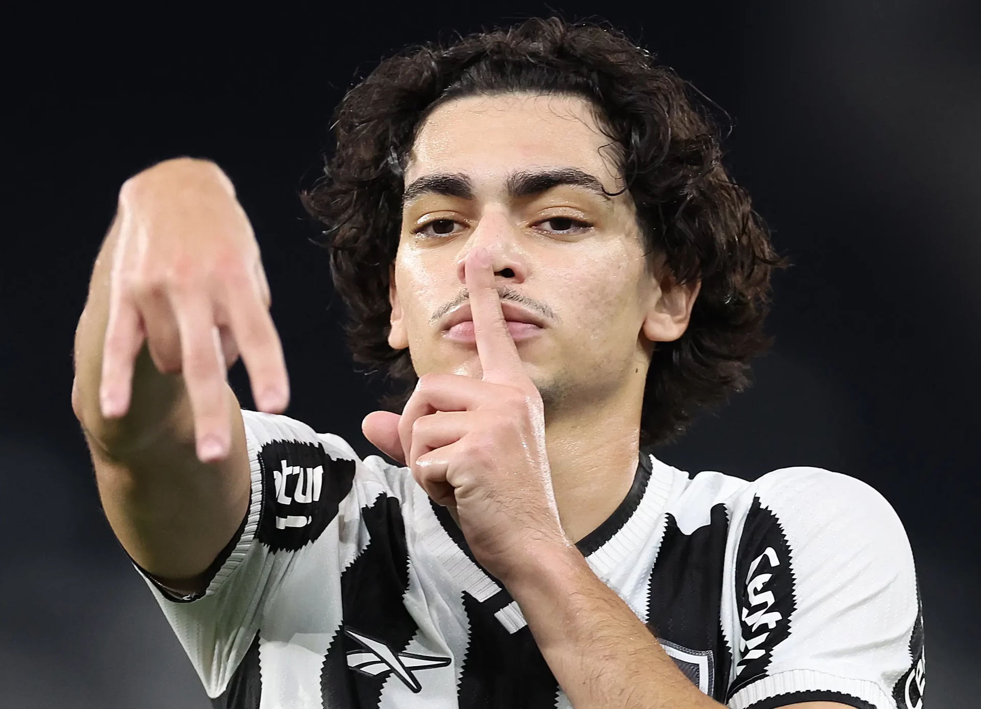 Matheus Nascimento faz golaço pelo Botafogo após recusar oferta que ...