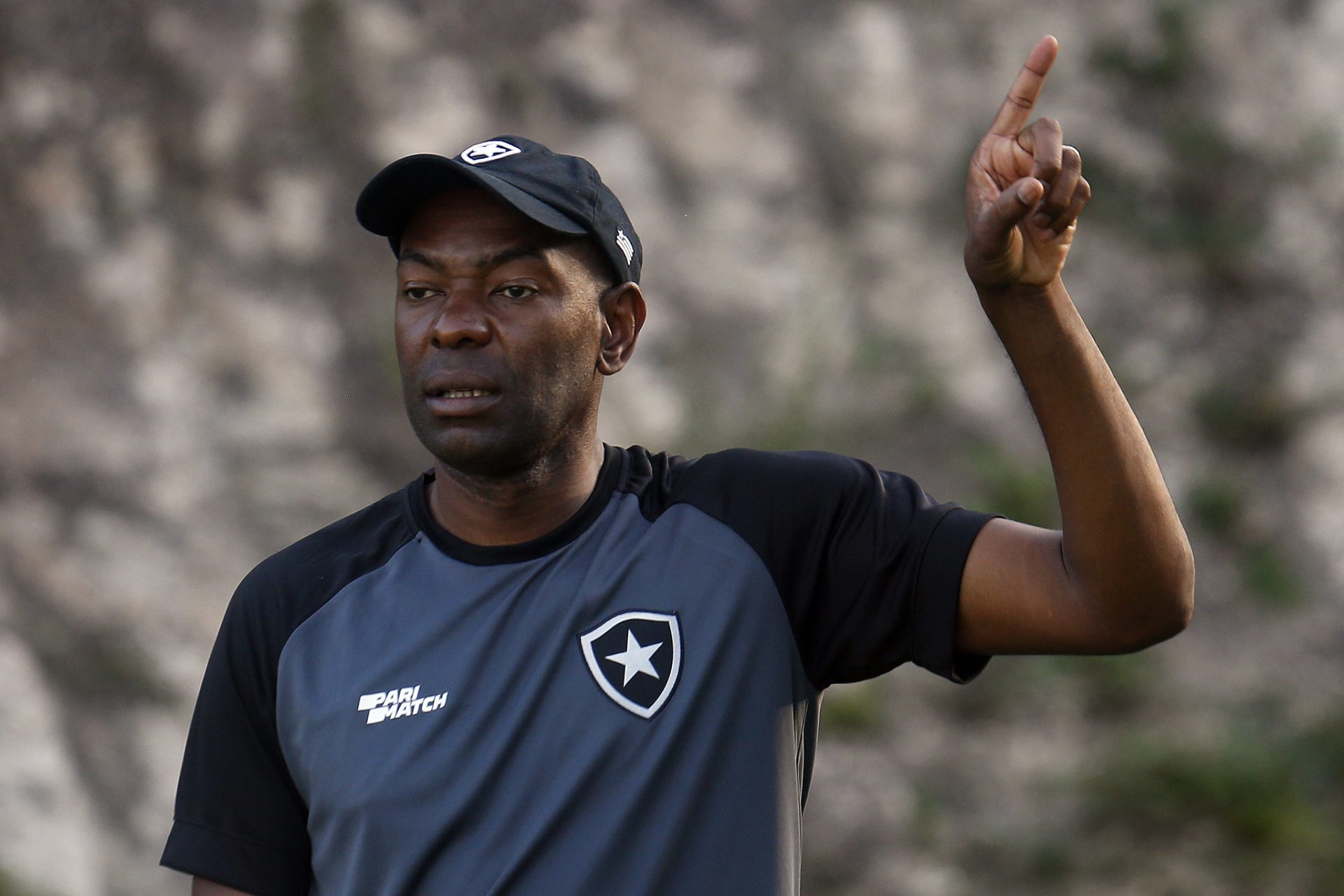 Vitor Sérgio Rodrigues não pipoca e fala o que pensa sobre Caçapa no ...